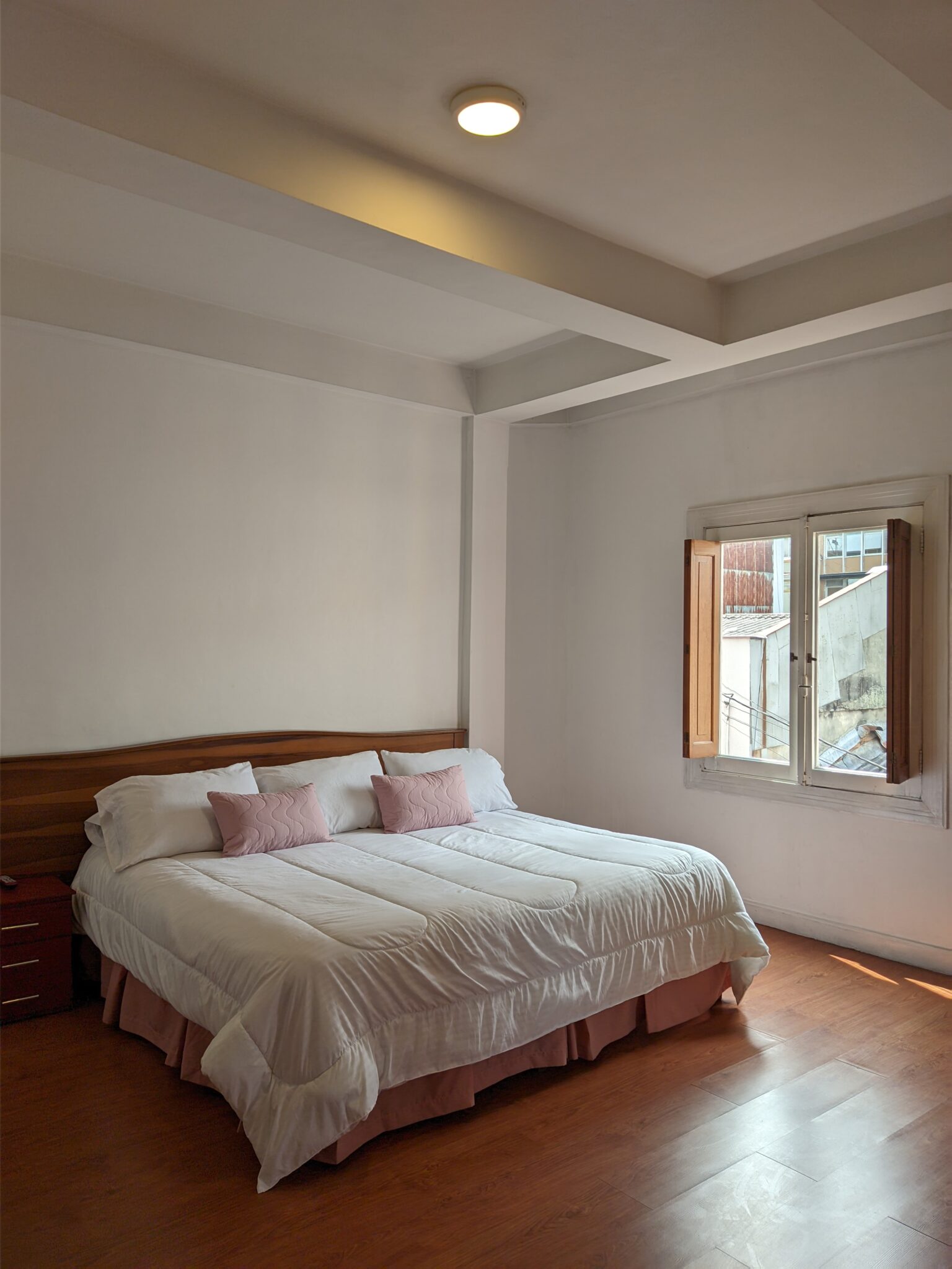 hotelescorialmanizales.com